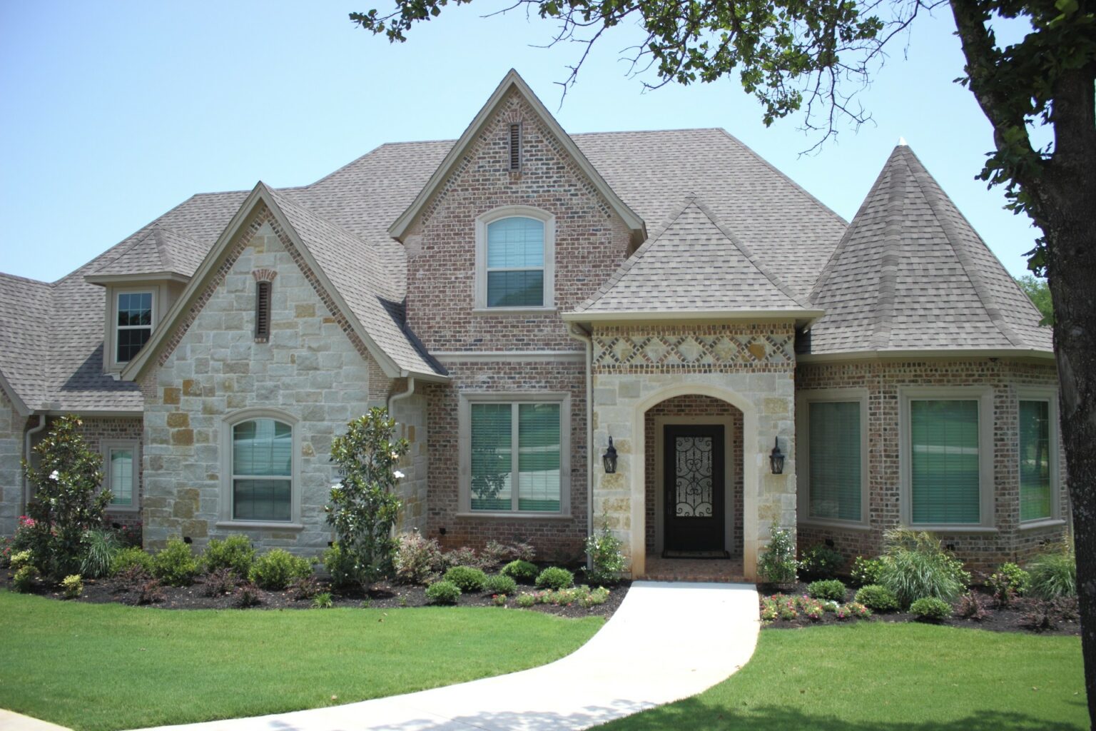 Residential Brick - Aubrey Brick & ClayStone Co.